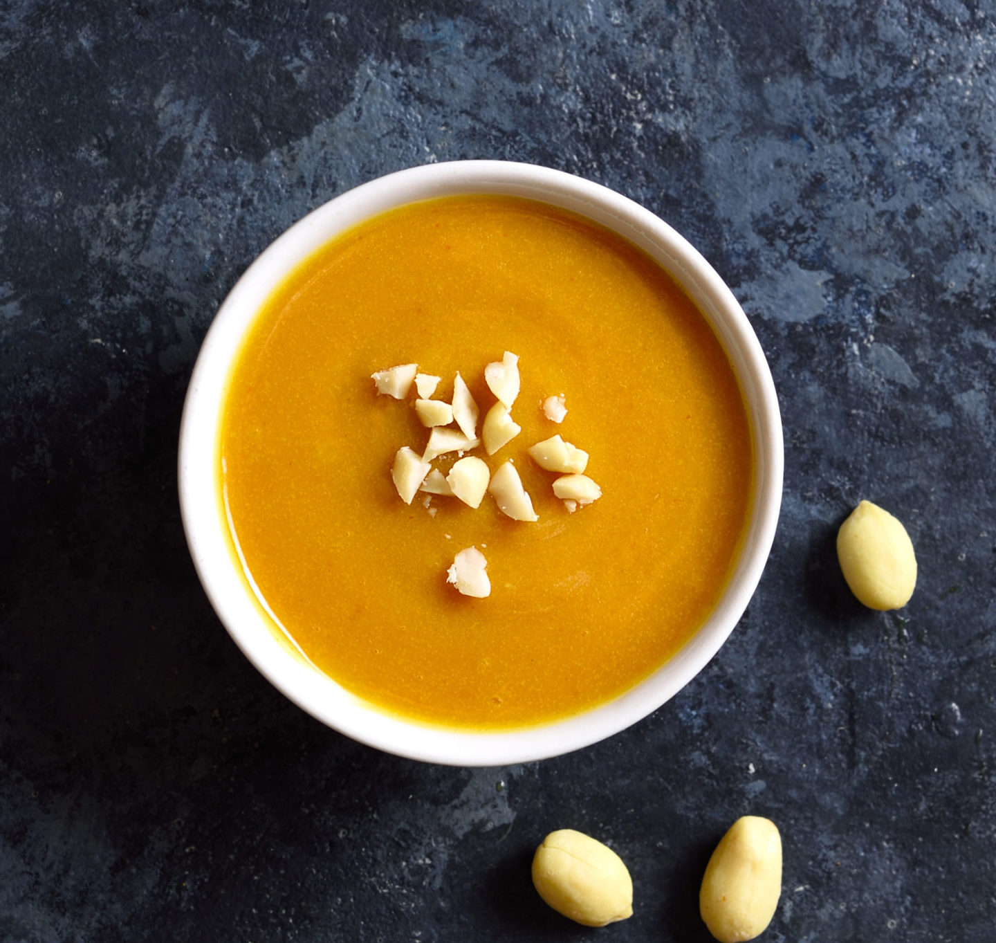 10 Essential Sauces That Add a Pop of Flavor to Any Plant-Based Meals