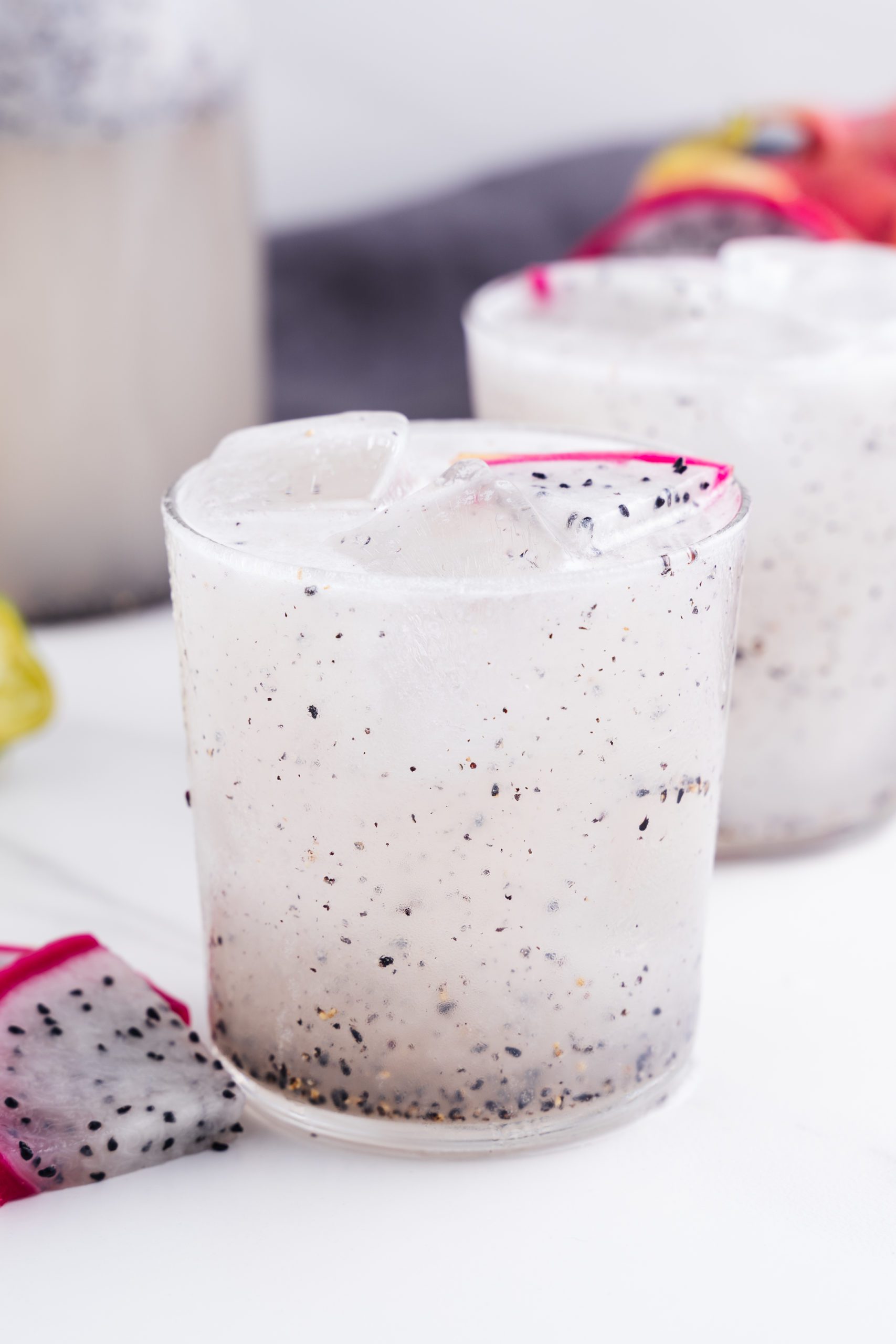 Pitahaya Agua Fresca (Dragon Fruit Drink) - Meatless Monday