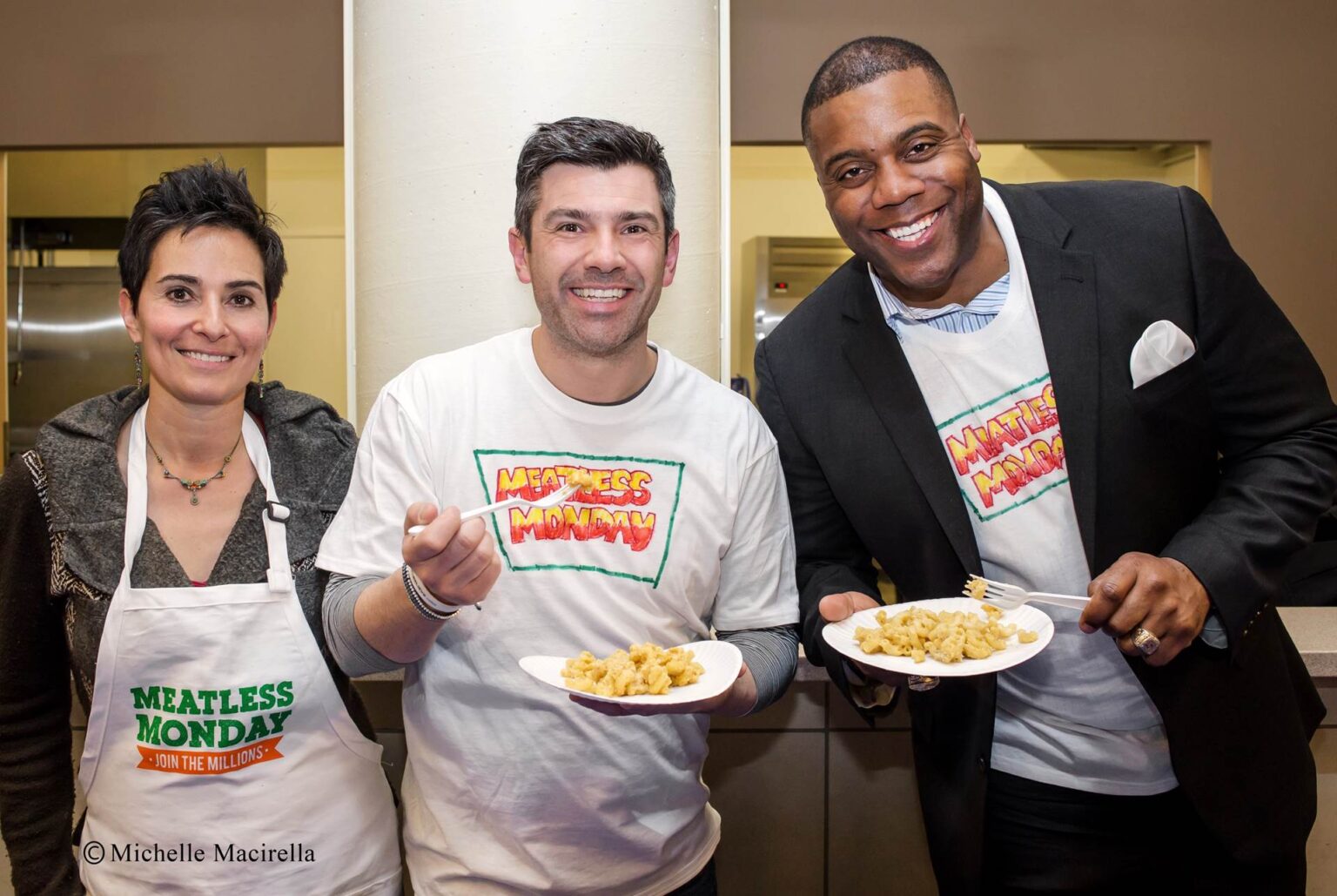 Super Bowl Champion Roland Williams Makes a Big Play for Meatless Monday