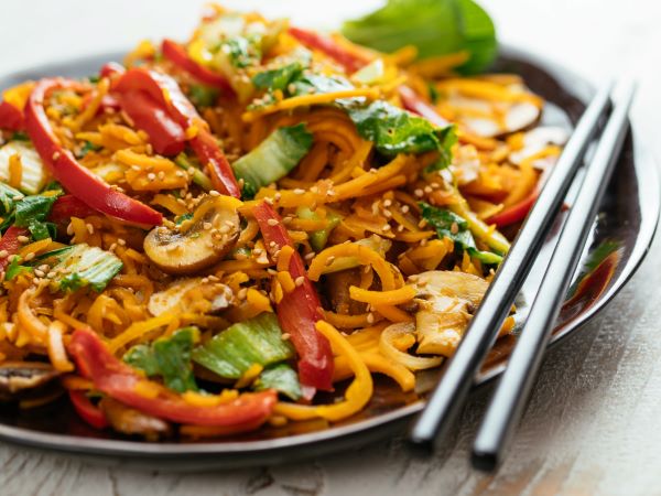 Amazing Lo Mein - Meatless Monday